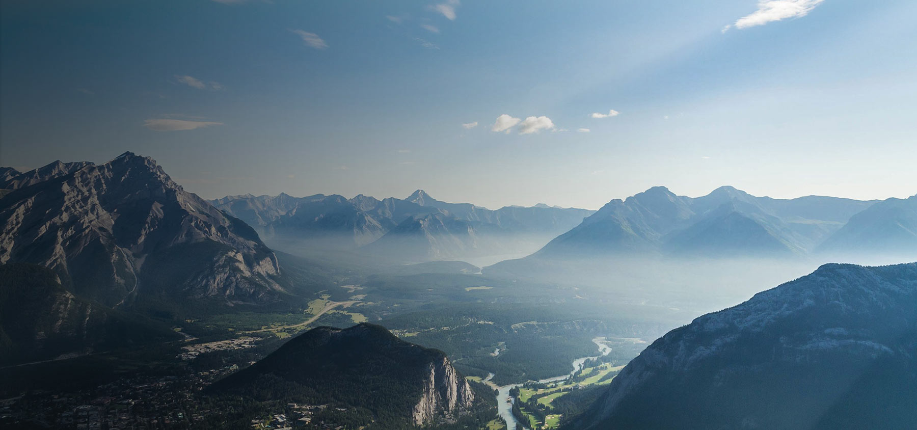 Meshini – اصنع ذكريات حول العالم